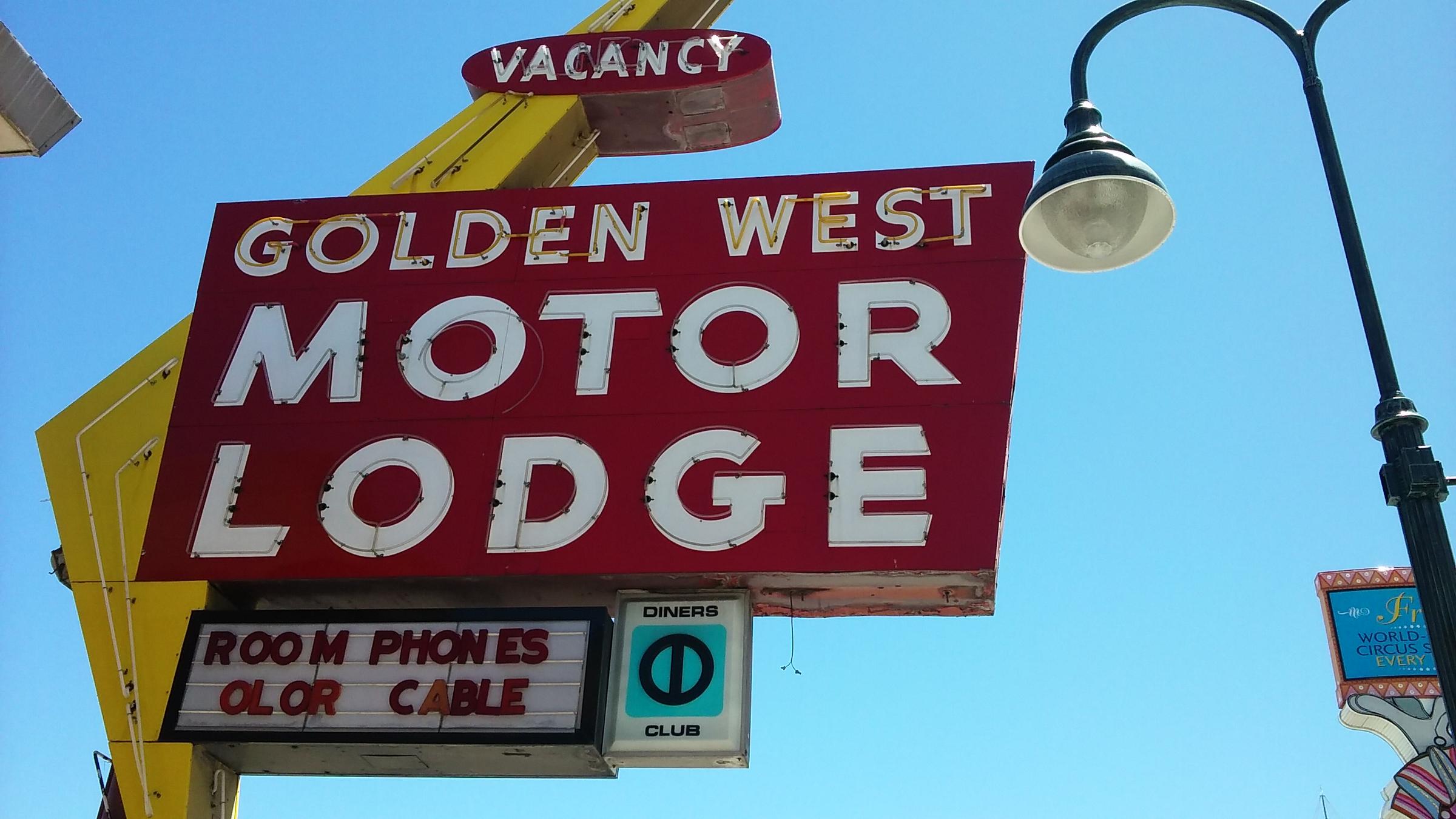 How to Take a Mini Solo Writing Retreat – Nancy Stohlman